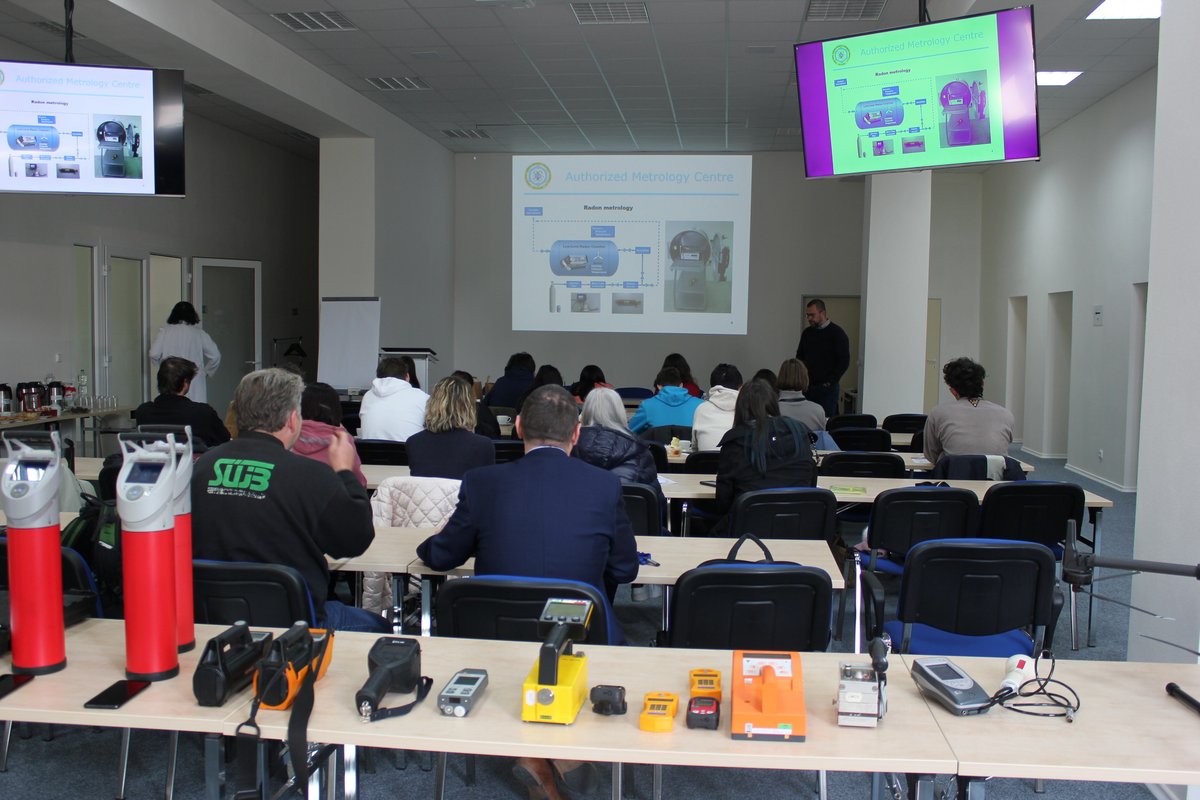 Experti SÚJB, SÚJCHBO a FJFI ČVUT v roli lektorů na mezinárodním kurzu ...